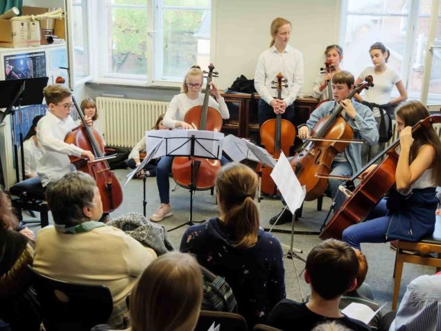 600 Besucher feierten das 65. Jubiläum der Musikschule der ...